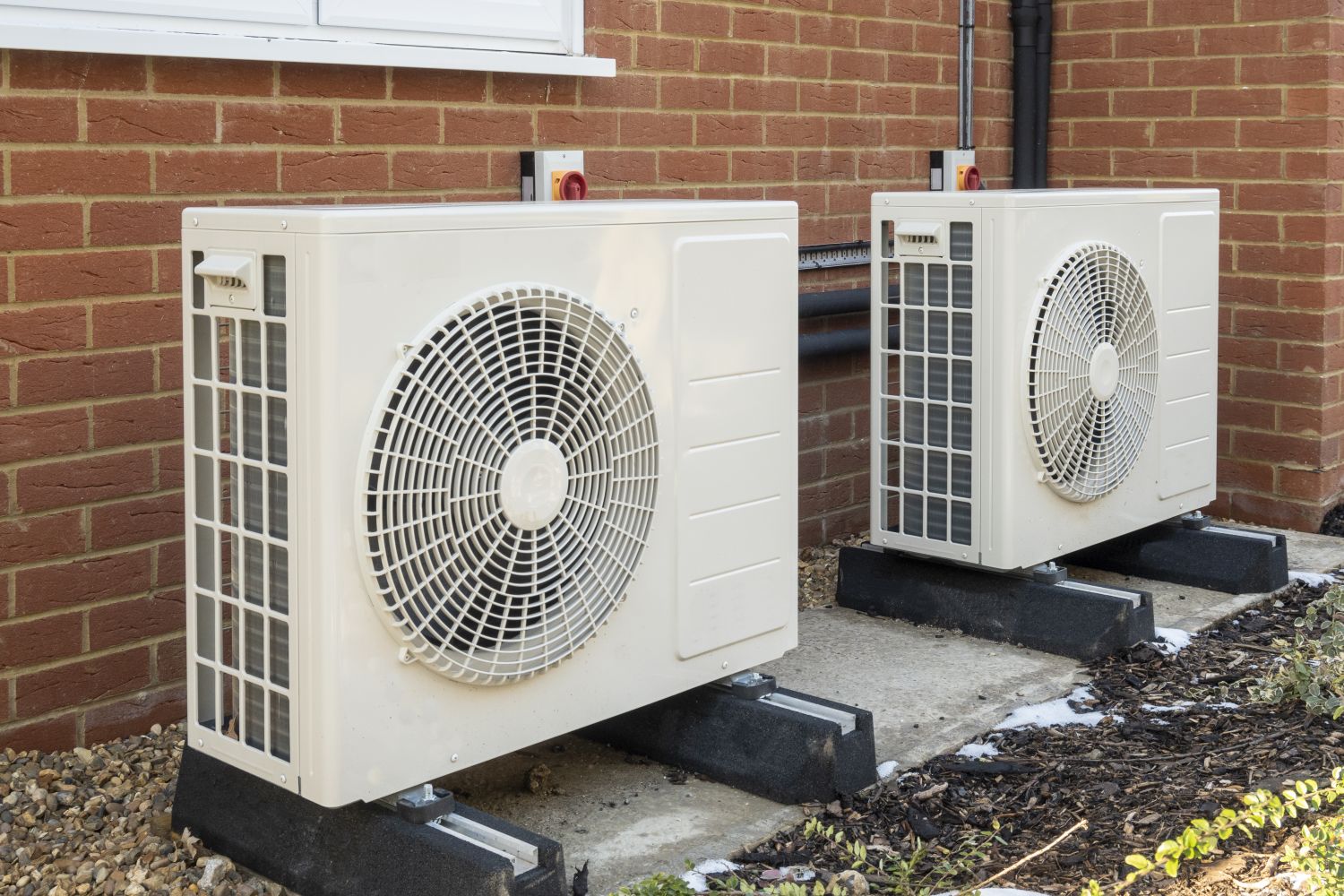 A Guide To Garden Building Air Conditioning - Powrmatic